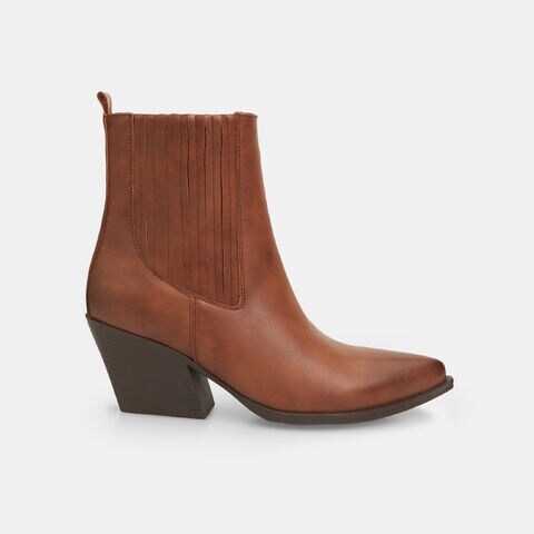 Bata | Magasin de chaussures et accessoires pour toute la famille